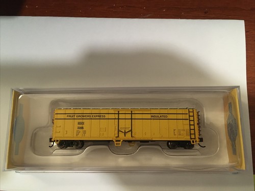 1 N Scale Bachmann 50’ Steel Refer Fruit Growers Express RBNX 90488 ...