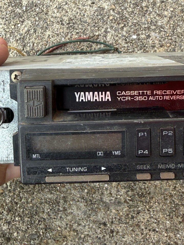 Vtg Yamaha YCR-350 Car Radio Stereo Cassette Receiver 2 Knob Shaft Post ...