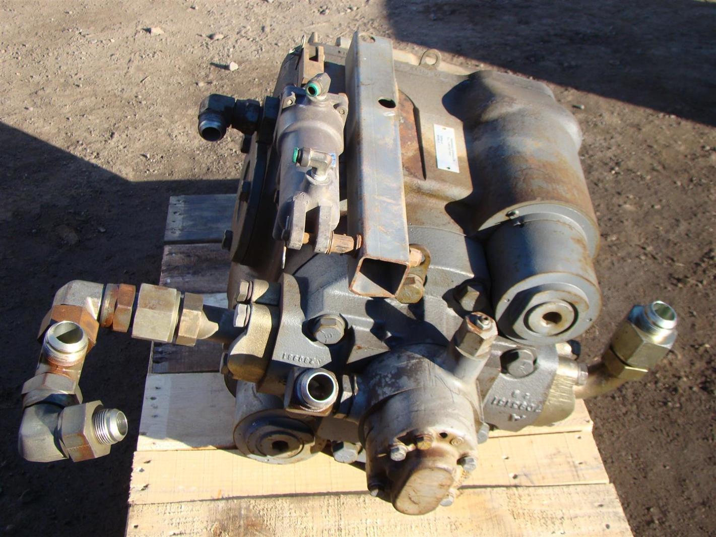 Mannesmann Rexroth Hydraulic Motor 106755 P59833-1000 Transaxle ...