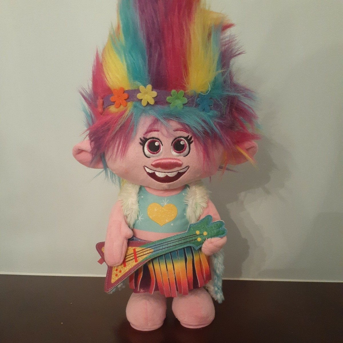Dancing Troll Doll TROLLS Trolls Colour Poppin' Poppy