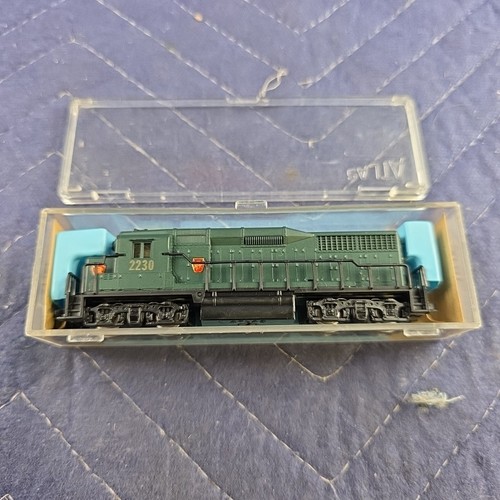 N Scale Pennsylvania Railroad GP30 #2230, Atlas #4064 | eBay