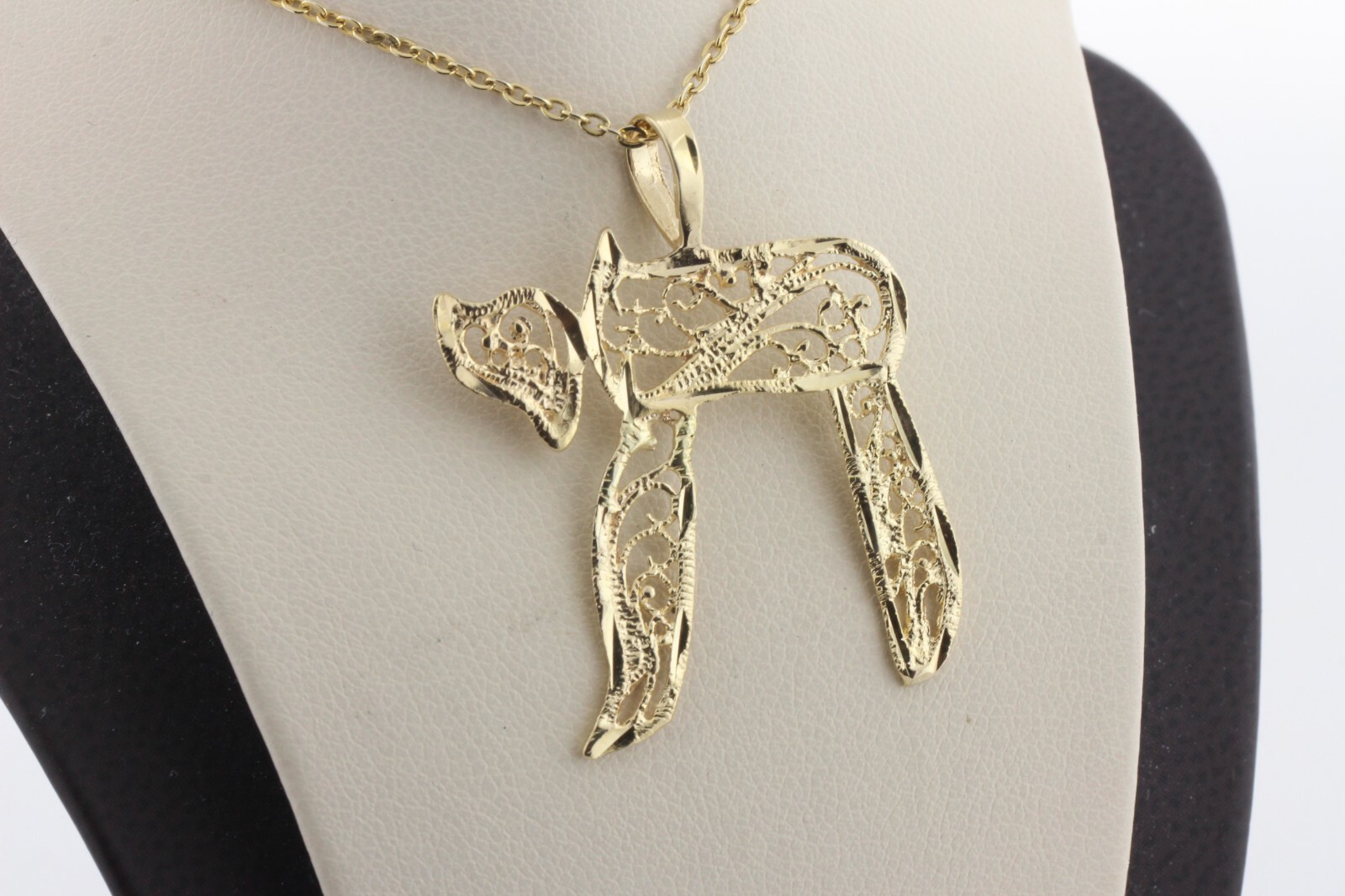 14K Yellow Gold Filigree Design Chai Life Symbol Char… - Gem