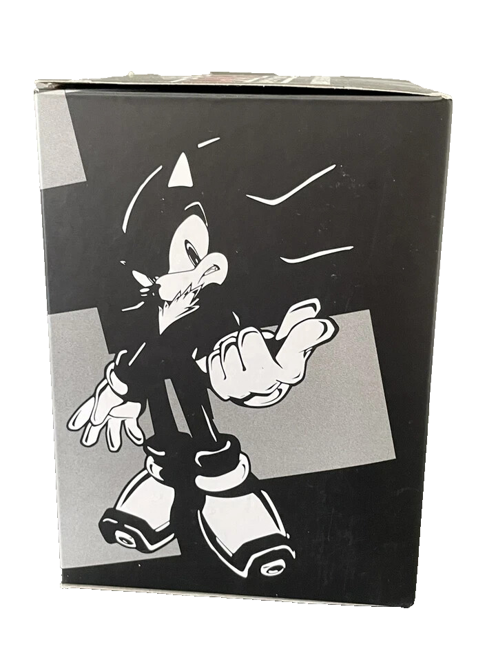 Shadow The Hedgehog 5" Figure Sonic The Hedgehog - Loot Crate Exclusive ...