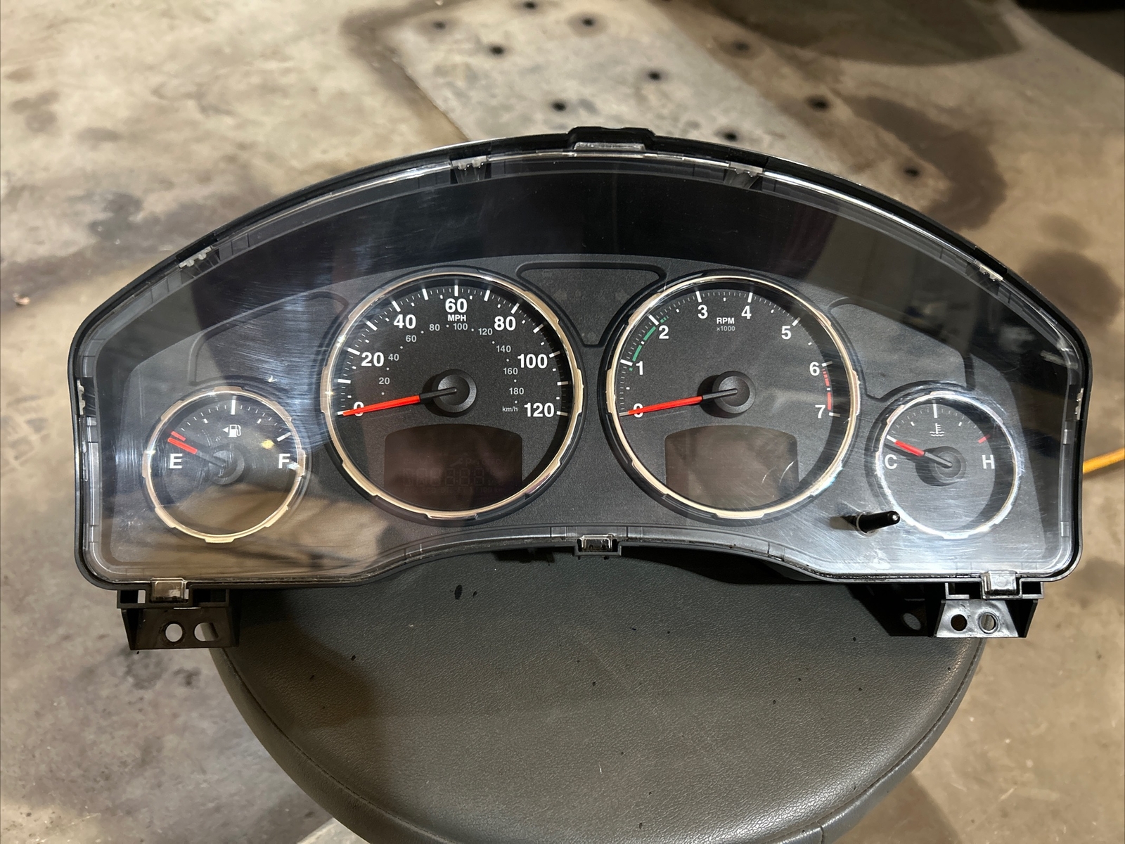 2012 JEEP LIBERTY SPEEDOMETER INSTRUMENT GAUGE CLUSTER ODOMETER Miles ...