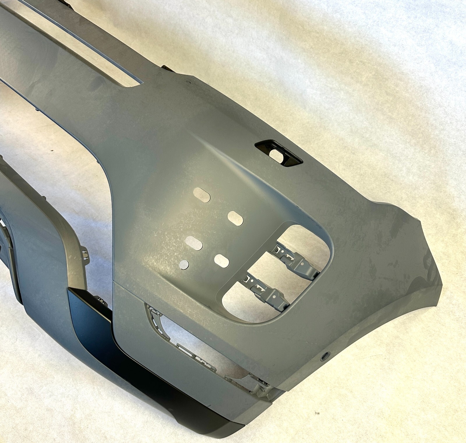 Range Rover Evoque (2020) Front Bumper Bar LR117412 OEM & Brand New ...