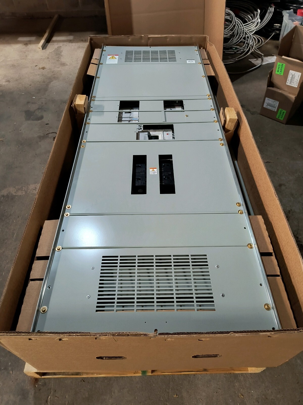 Eaton Panelboard 1200amp PRL4X, 24 CIRCUIT, 208Y/120V, 3PH, 4W, MAIN ...