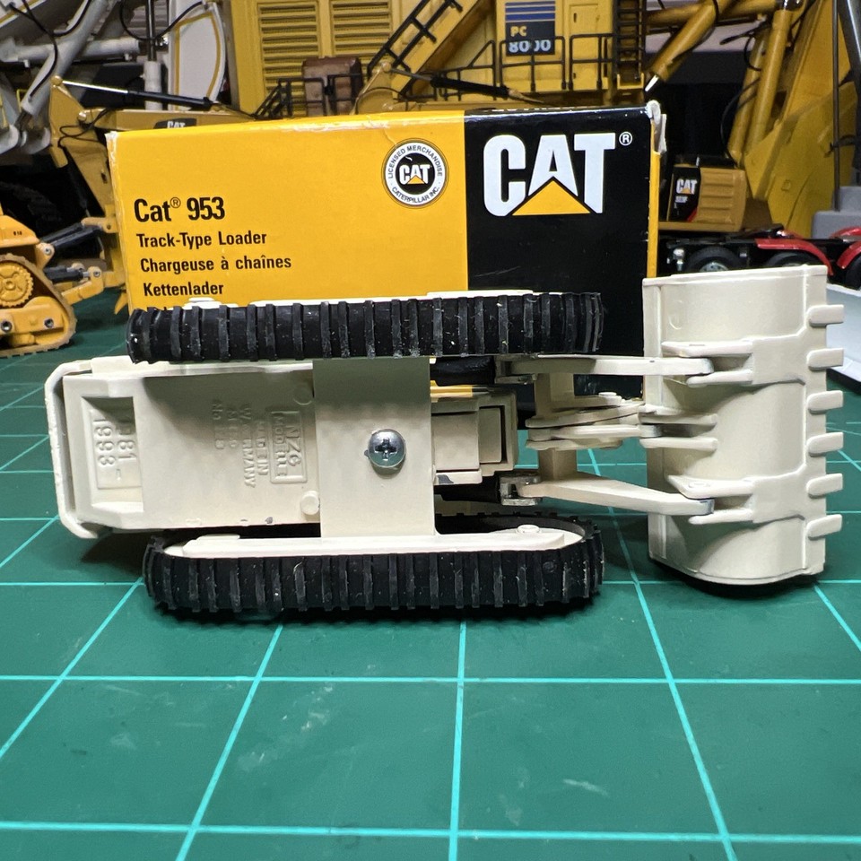 Caterpillar Cat 953 Track Loader - NZG 1:50 Scale Diecast #223 Appia ...