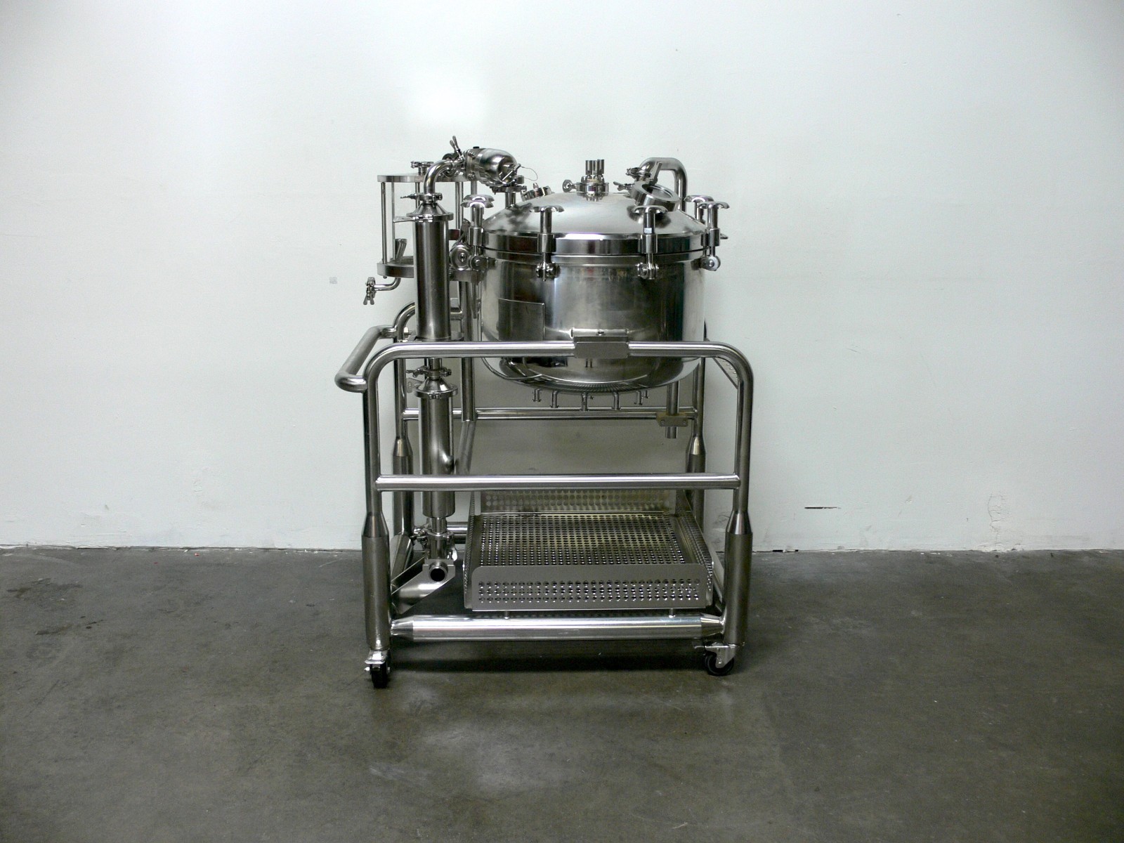 Sommer & Strassburger 125 Liter Reactor w/ Filter Housing on Cart | eBay