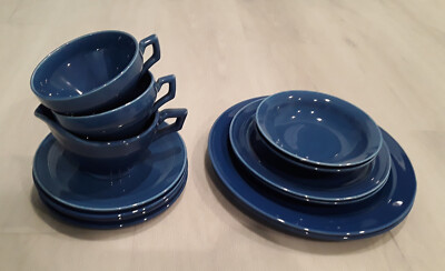 LOT OF (13) ULTRA CALIF VERNONWARE BLUE PLATES, CUPS & SMALL BOWLS ...