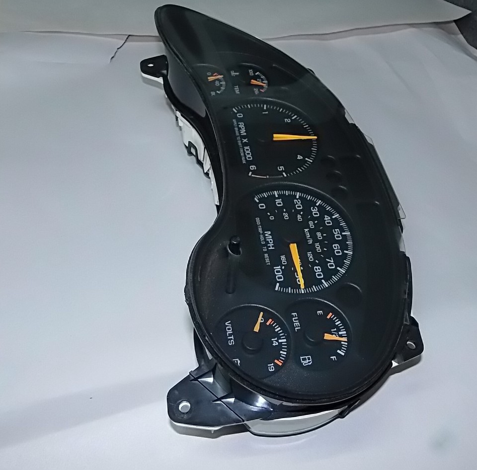 2000 Chevrolet Chevy S10 Blazer IP Instrument Panel Gauge Cluster ...