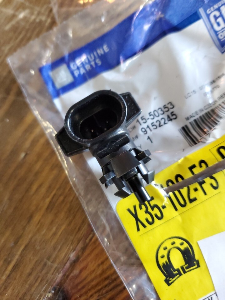 GM OEM 09152245 1999-07 Chevy Silverado Ambient Air Temp. Sensor New | eBay