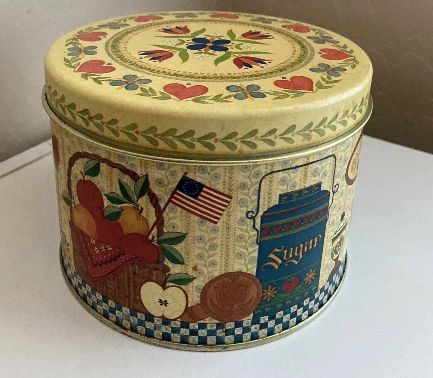 Vintage Hallmark Tin Celebrating America’s Bicentennial 1776 ~ 1976 ...