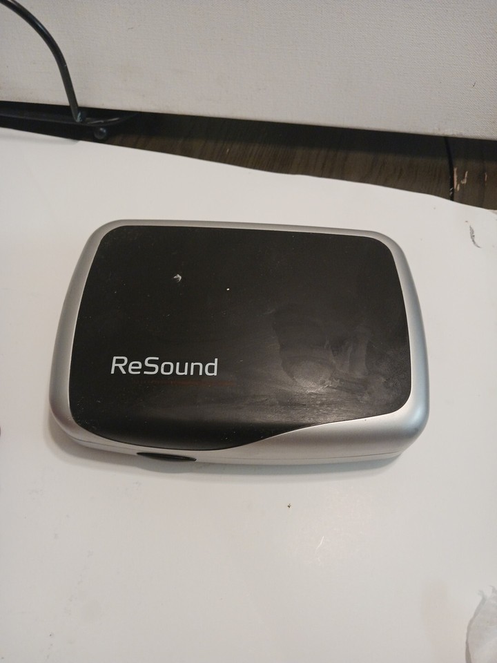 Resound Hearing Aids With Case And Accesories 0297 | eBay