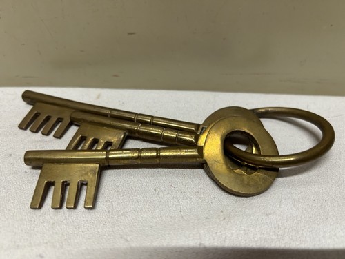 Vtg Large Brass Key Ring w 3 Antique Style Skeleton Keys 10" MCM Home ...