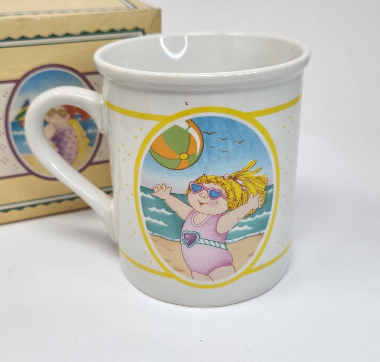 VINTAGE 1985 CABBAGE PATCH KIDS CERAMIC COFFEE MUG / CUP SUMMER BEACH ...