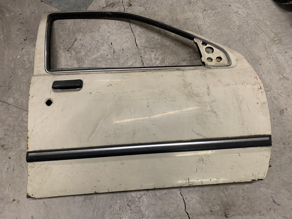 FORD SIERRA INC XR4X4 AND SIERRA COSWORTH RIGHT HAND SIDE DOOR GENUINE ...