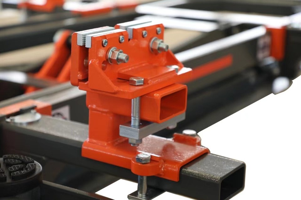 KATOOL 22 FEET 4 TOWERS AUTO BODY FRAME MACHINE WITH CLAMPS HOOKS TOOLS ...