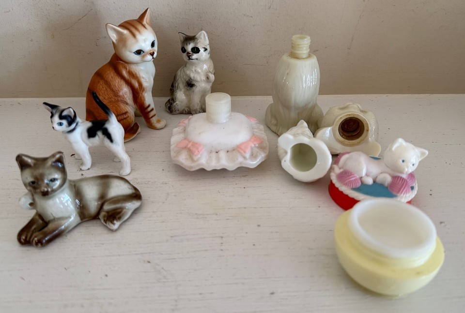 Vintage Avon cat perfume bottles and cream jar and 4 non avaon cat ...