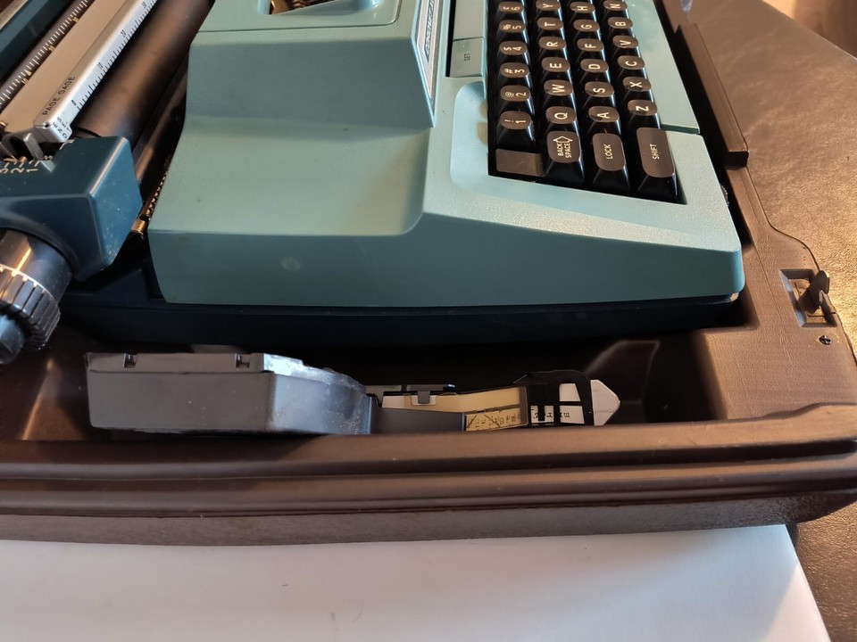 Vintage Smith Corona Coronet XL Electric Blue Typewriter with Case See ...