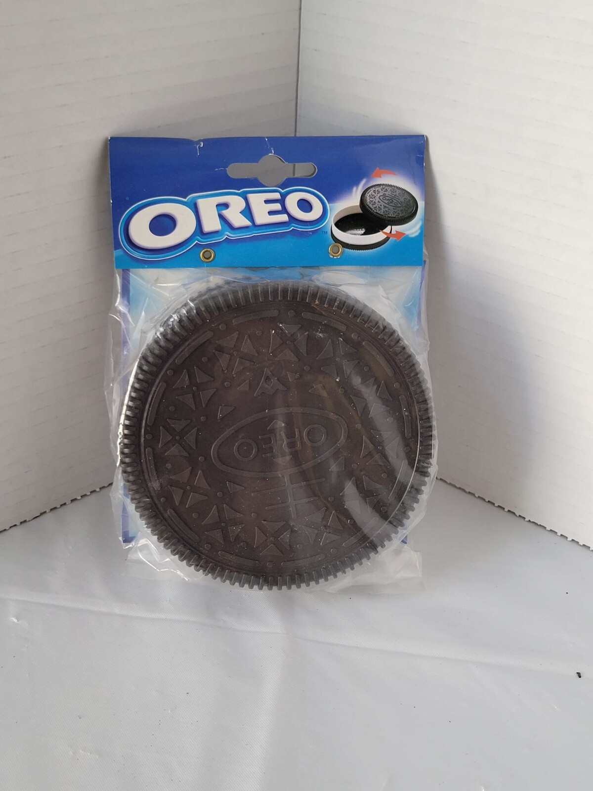 Vintage Oreo Container Plastic Twist Off Lid Holds 6 Oreos NEW In ...