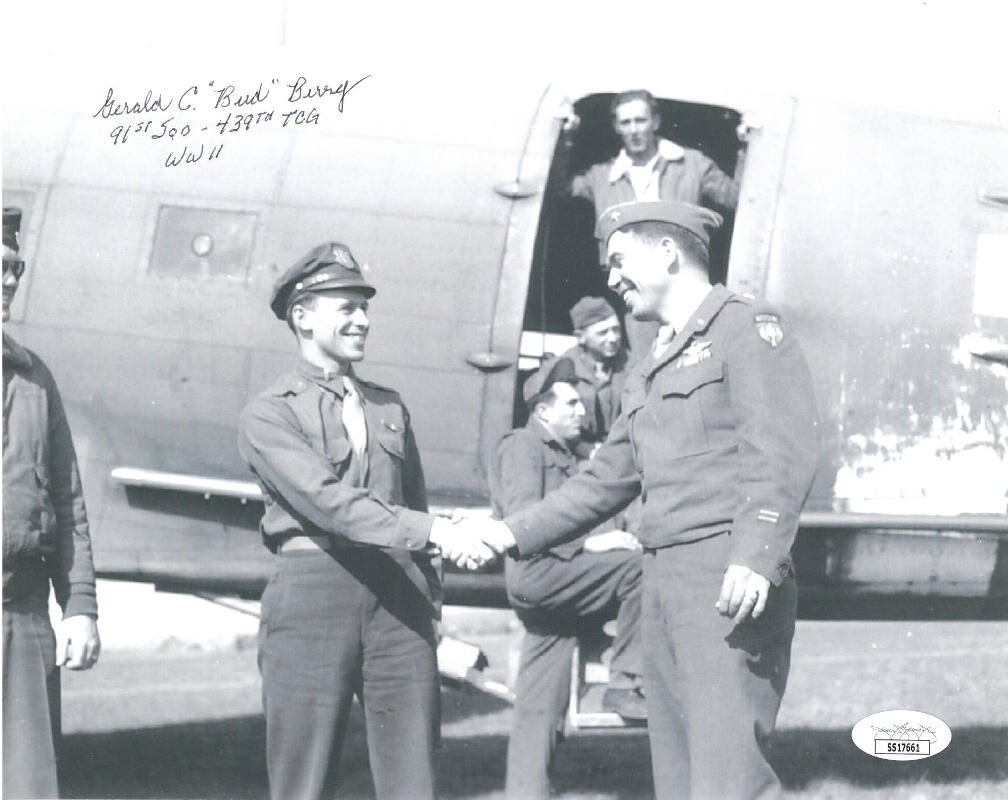 Gerald “Bud” Berry signed WWII 91st Squadron/439th TCG 8x10 Photo C-47 ...