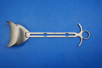 Retractors - Center Blades