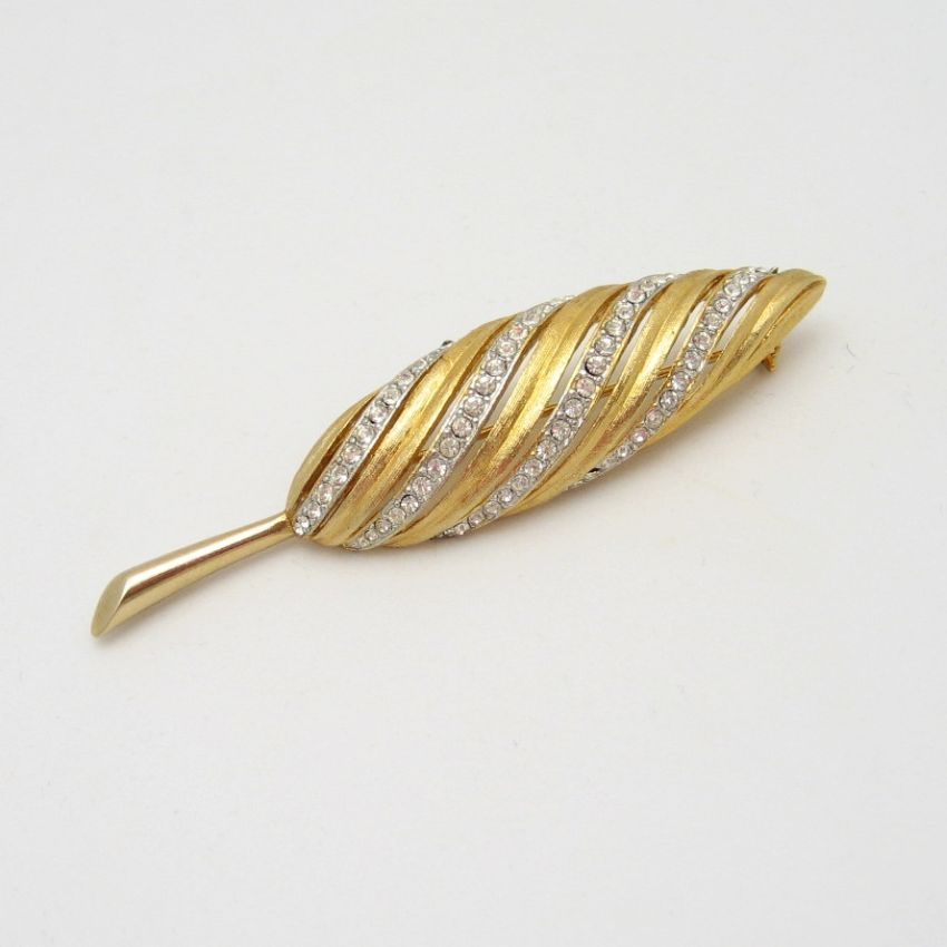 MARVELLA Vintage Gold Plated Leaf Brooch Pin Sparkling Rhinestones NOS ...