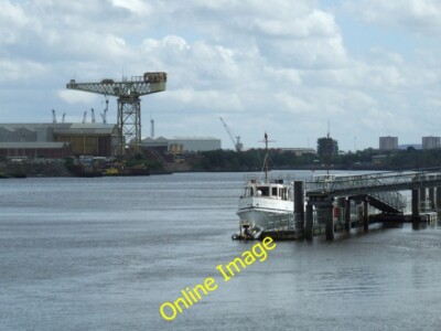 Photo 6x4 Braehead pontoon Scotstoun/NS5268 Looking up the Clyde from ...