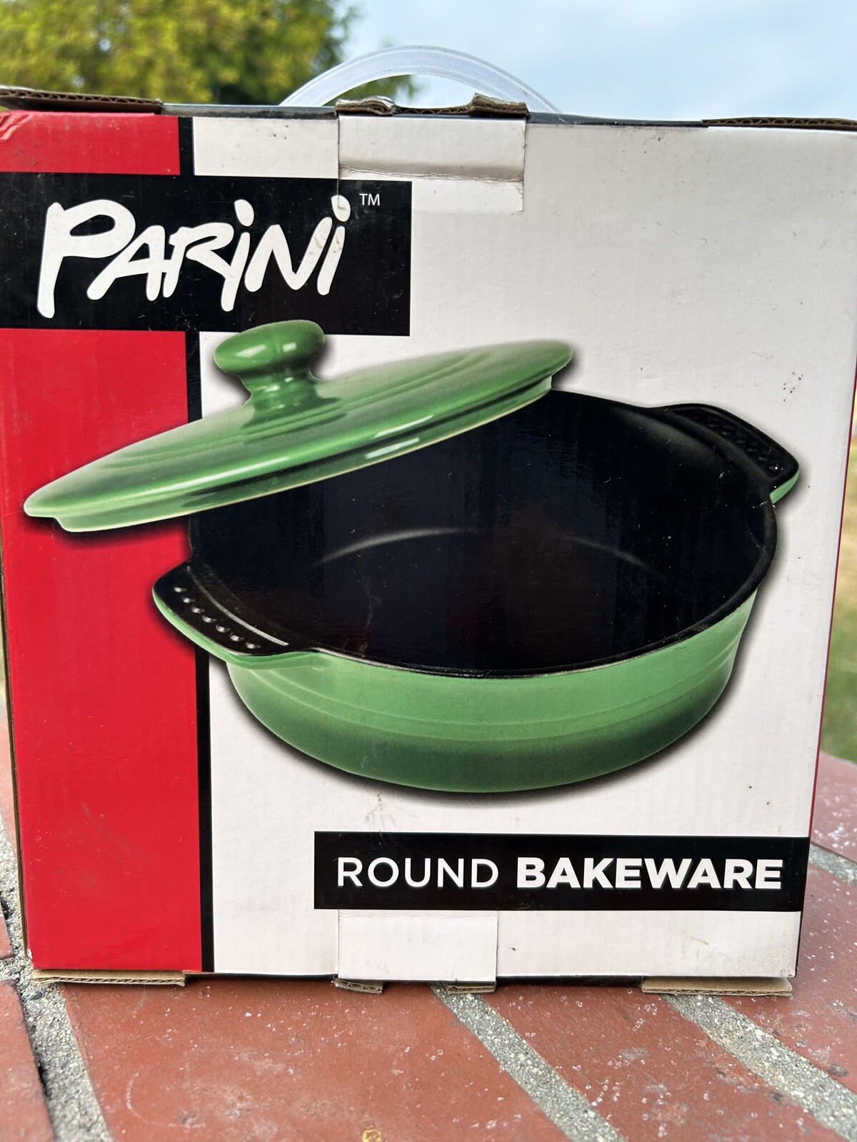 Parini Brand ~ Round ~ 1.5 Qt ~ Green Casserole w/Lid ~ Ceramic ~ Non ...