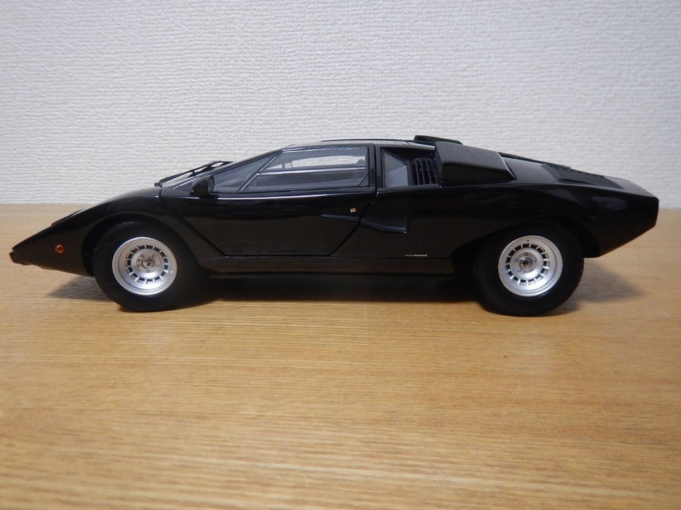 KYOSHO Lamborghini countach LP400 black 1/18 273169 | eBay