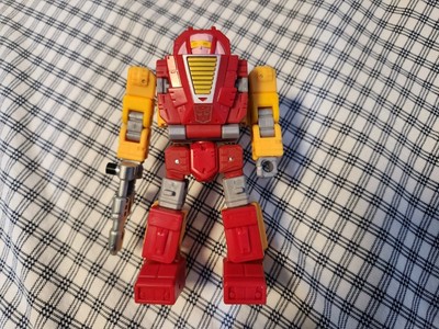 Transformers Legacy United Generations Selects Go-Bot Guardians ...