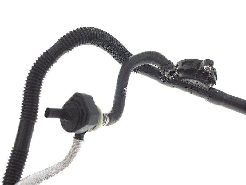 GENUINE MERCEDES Crankcase Breather Pipe 2700900700 Mercedes Benz ...