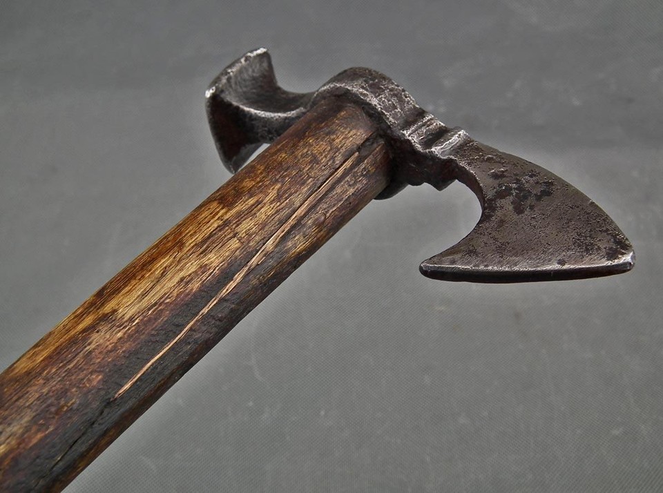 Antique Polish Axe Czekan 17th Century Poland to sword sabre karabela ...