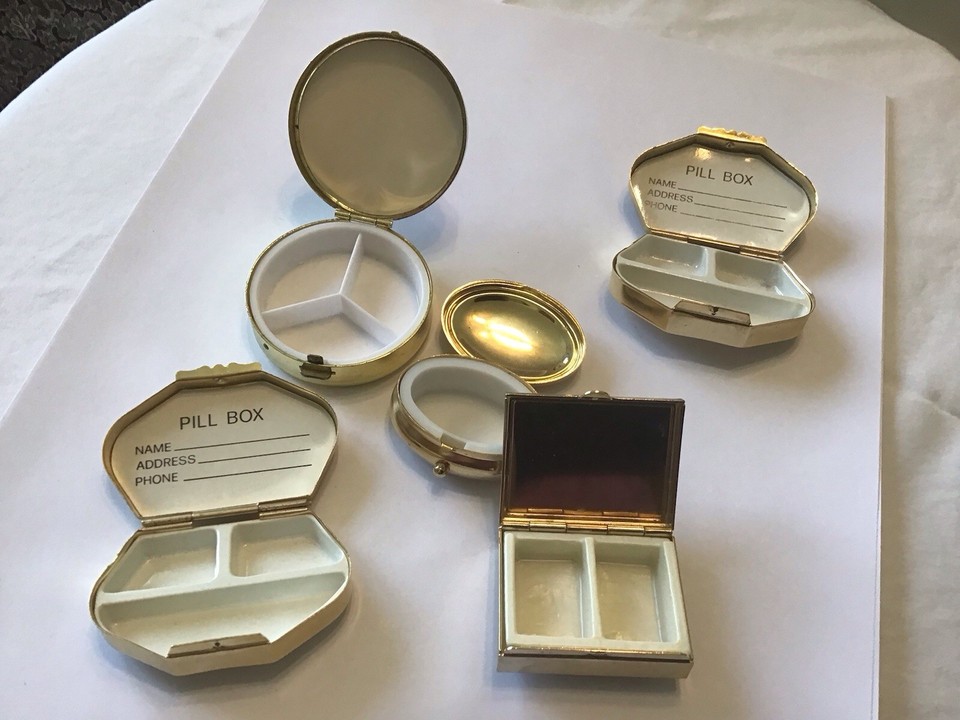 LOT OF 5 VINTAGE TRINKET JEWELRY OR PILL BOXES SUPER CUTE | eBay