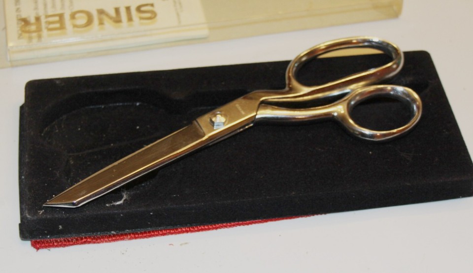 VINTAGE SINGER DRESSMAKING SHEARS SCISSORS GREAT SHAPE | eBay