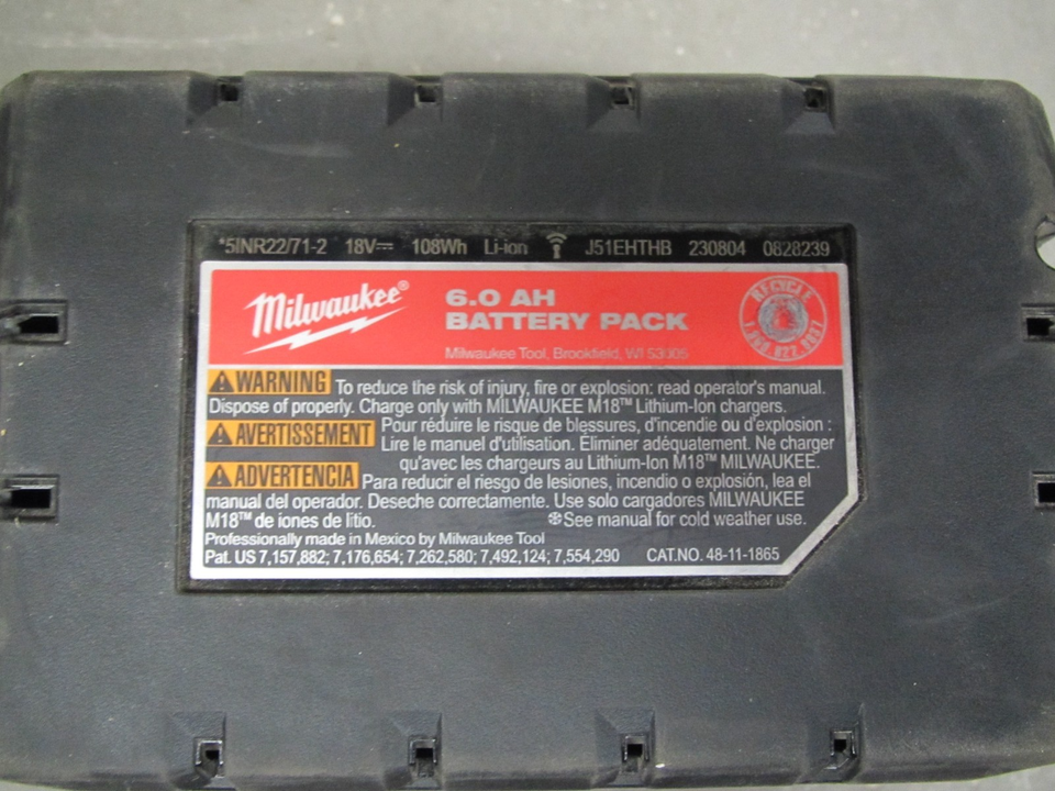 Milwaukee 18V 1/2" MID TORQUE Impact Wrench + XC6.0 Battery 2960-20 | eBay
