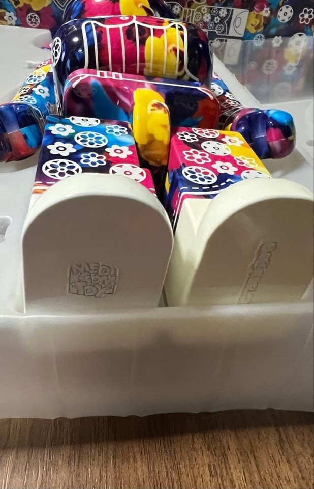 BE@RBRICK ANNA SUI Mika Ninagawa Anemone 400% Figure | eBay