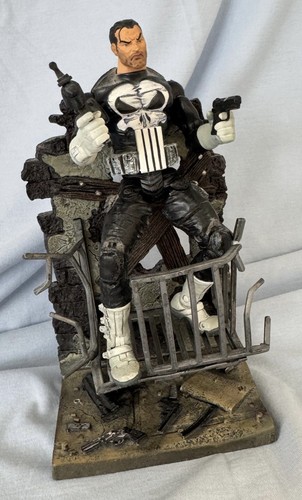 Toybiz Marvel Legends Series 3 Punisher Action Figure & Fire Escape ...