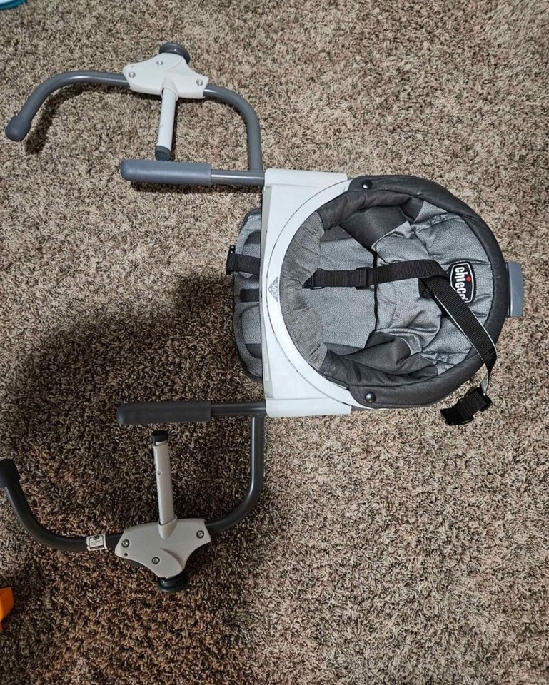 Chicco FastLock 360 Rotating Portable High Chair for Babies - No Table ...