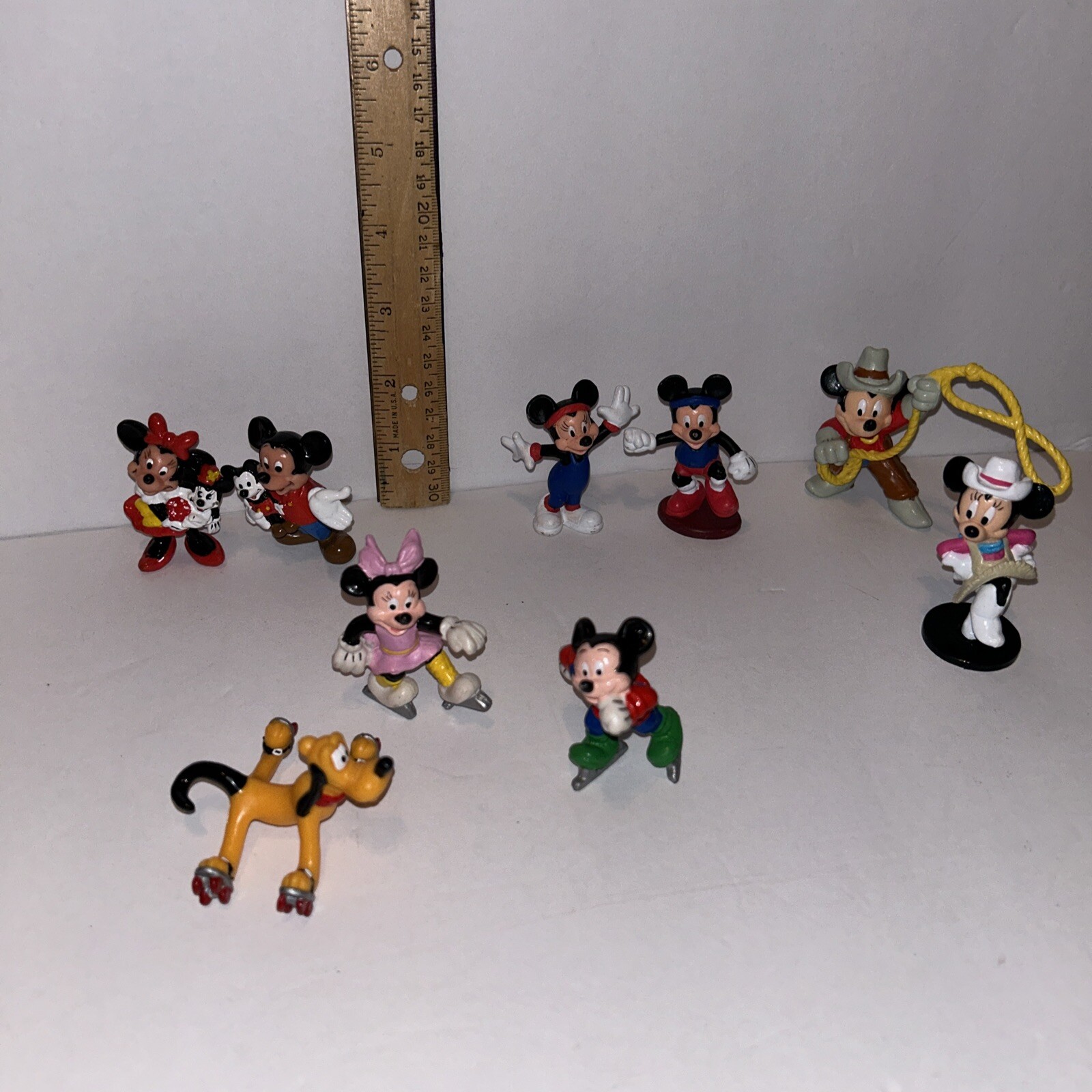 Mickey Mouse Applause Characters Cowboy Skating Minnie And Friends ...