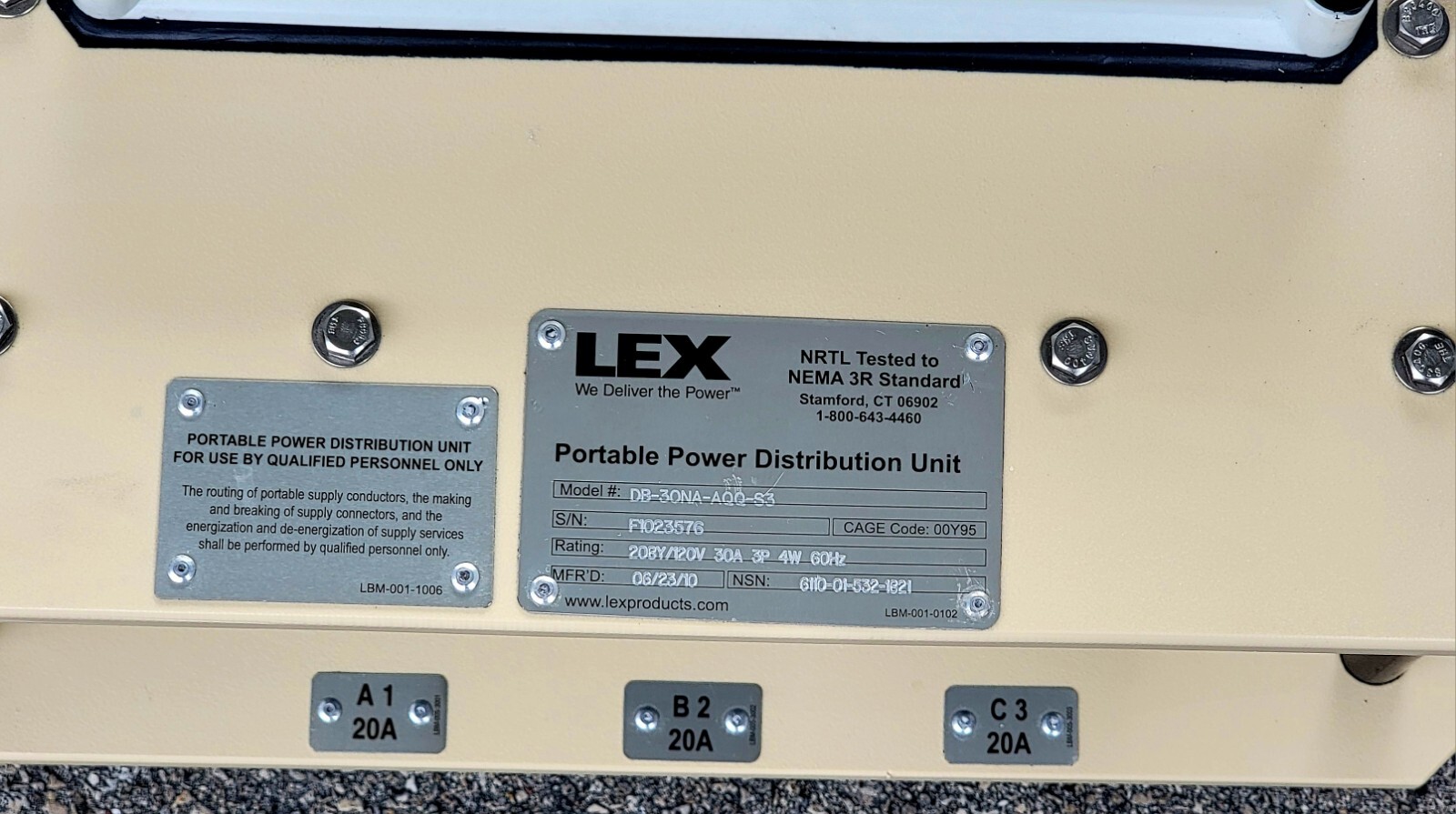 LEX Spider Box DB-30NA-AQQ-S3 Portable Power Distribution 30A 3P | eBay