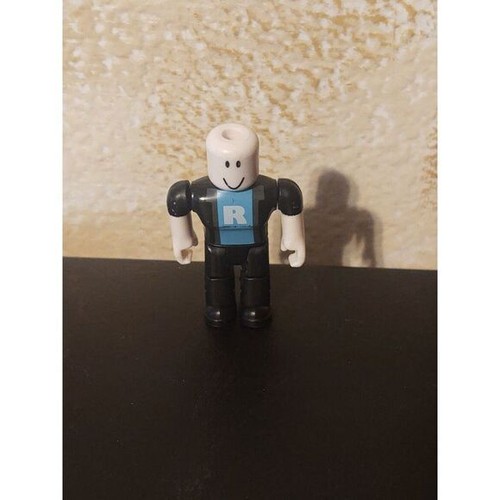 Roblox 3" Action Figure, Series 2 Roblox Super Fan | eBay