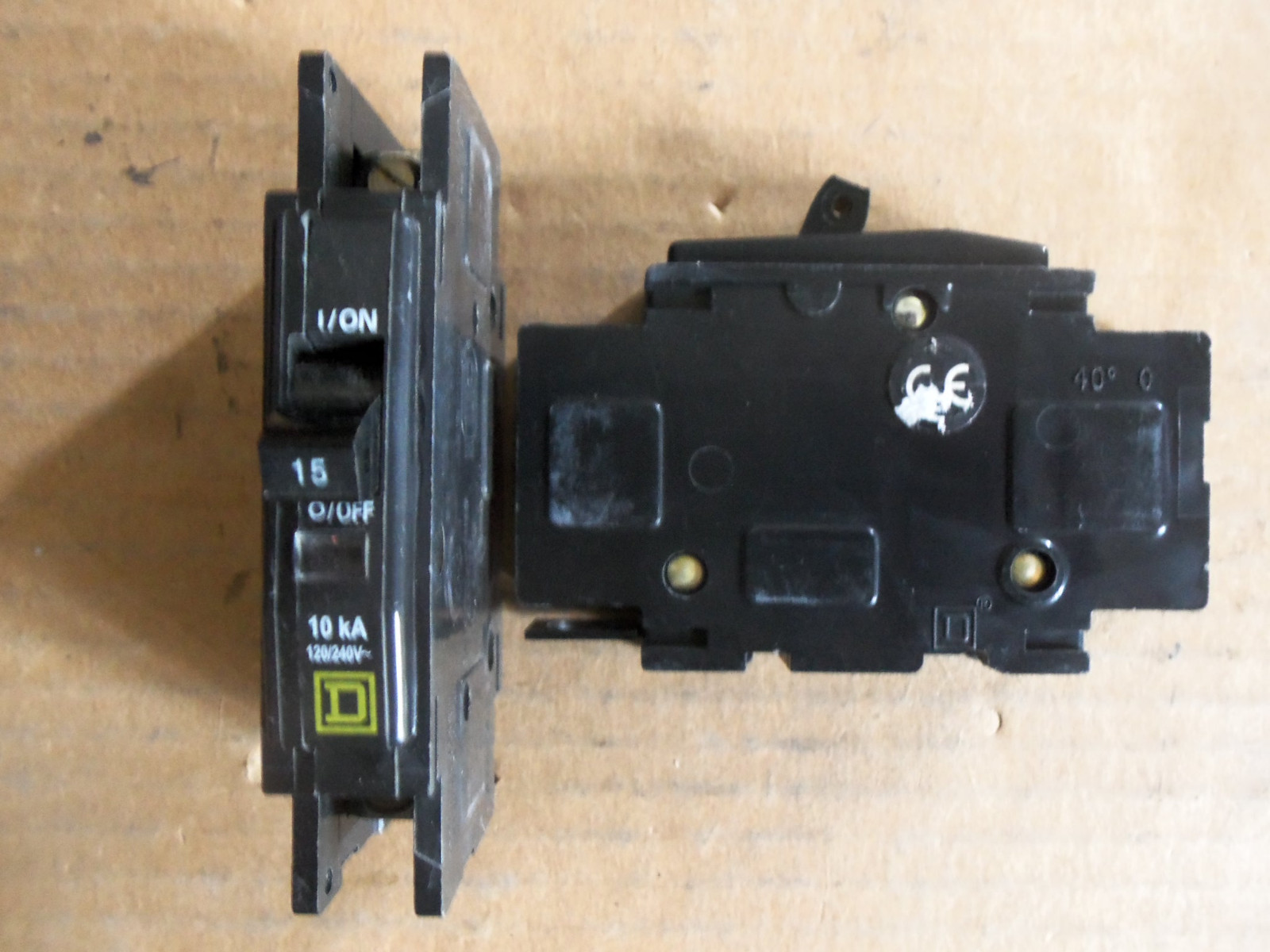 New Square D QOU QOU115 1 pole 15 amp 120/240v Circuit Breaker FLAWED ...