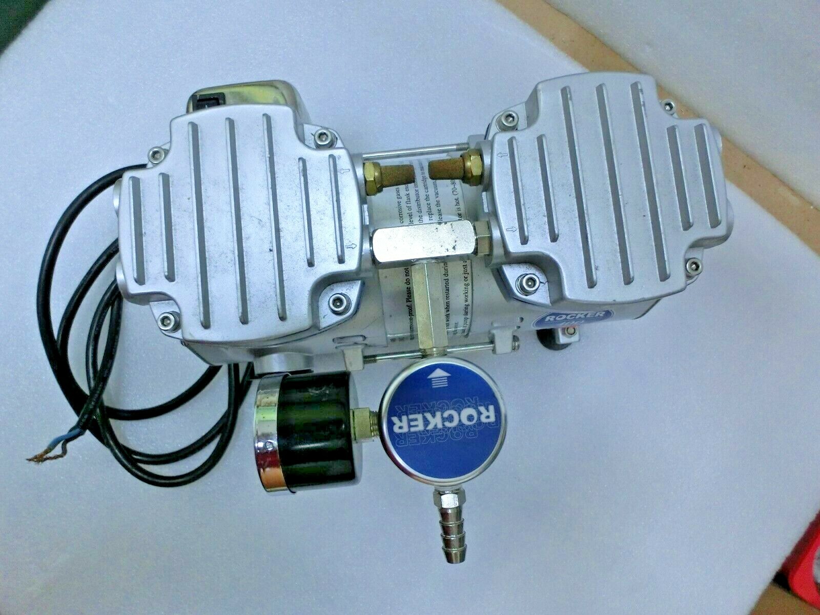 Rocker 400 oil less Piston Vacuum Pump,167400-22,220V 50Hz,Used+94853 ...