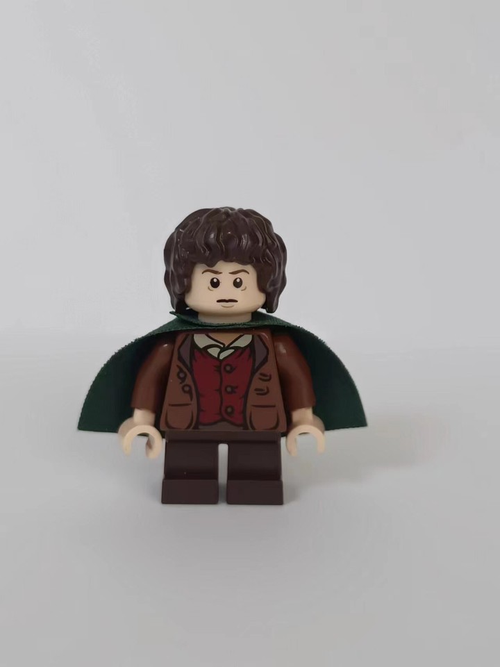 Lego The Lord of the Rings Minifigure Frodo Baggins lor028 9472 | eBay