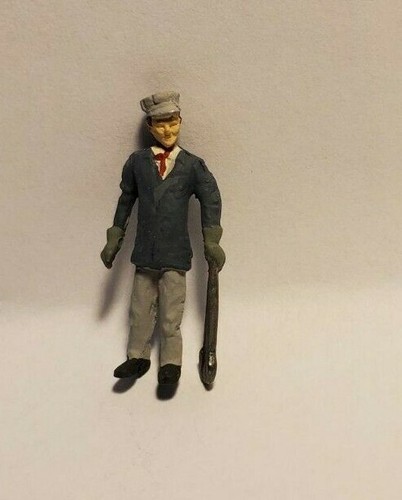 Arttista #1304 - Engineer with Wrench - O Scale Figure - Model Trains ...