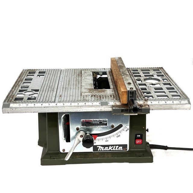 Makita Model 2708 Benchtop Portable Table Saw With Fence & Miter Gauge ...