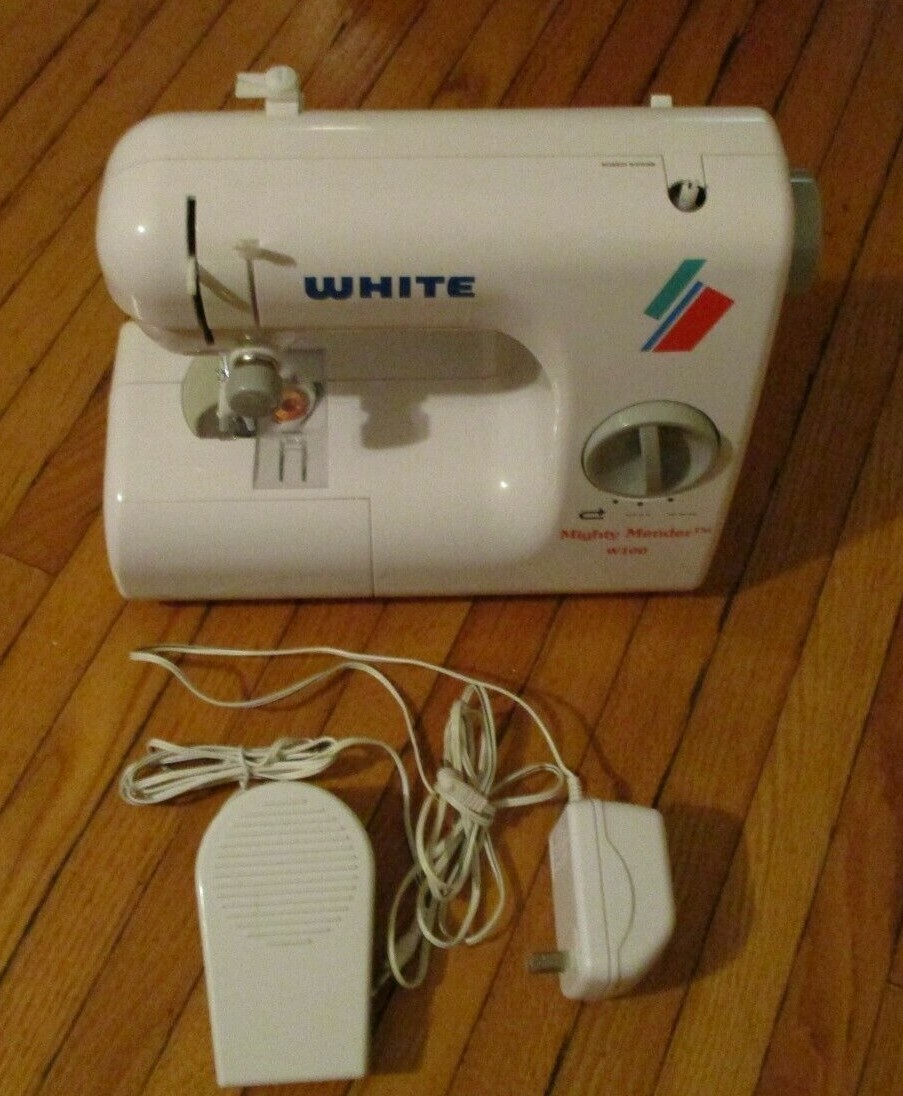 WHITE MIGHTY MENDER W100 PORTABLE SEWING MACHINE IN BOX! | eBay