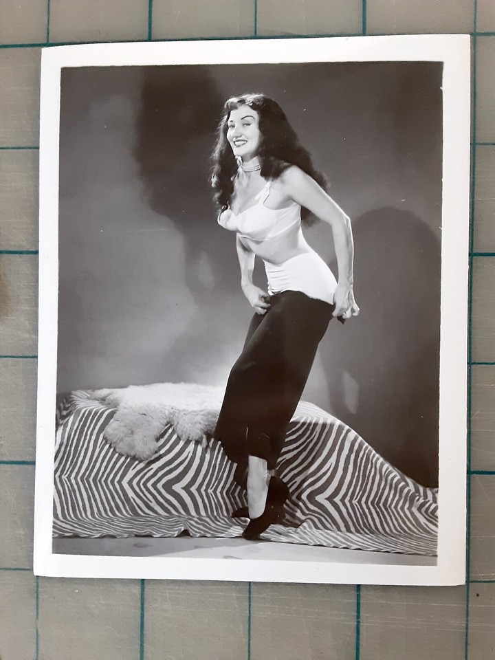 5 vintage "IRMA the BODY" Pinup Cheesecake NUDE model 1950s 4 x 5 photo ...