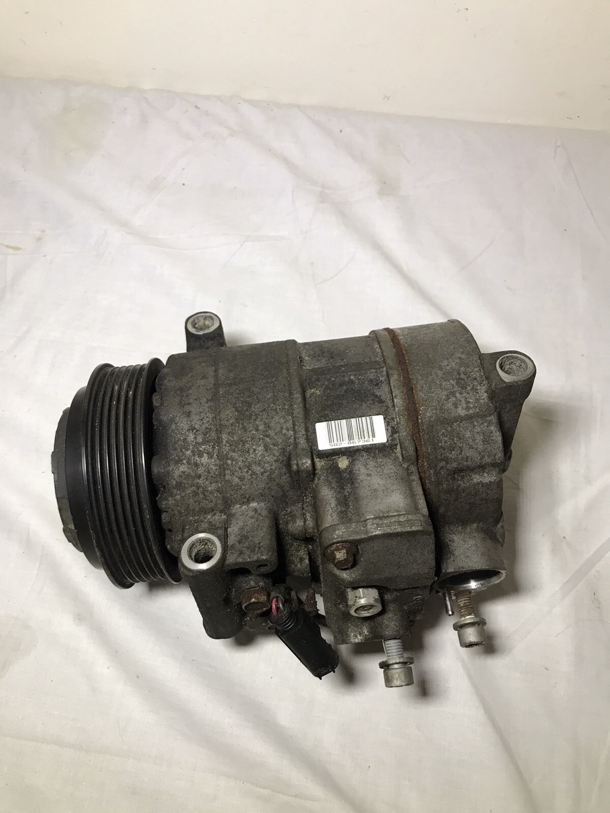 08-12 MERCEDES W204 C300 A/C AIR CONDITIONING COMPRESSOR A0022303111 ...